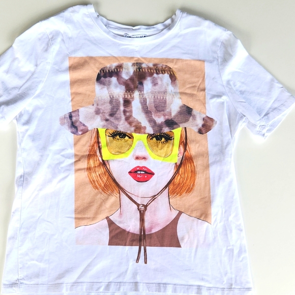 Zara | Tops | Zara Graphic Tshirt S | Poshmark
